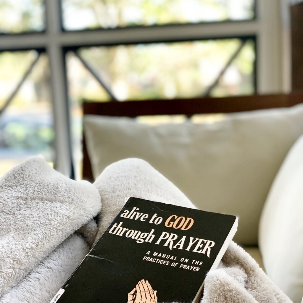 12 Books in Quarter 1 • Val Marie Paper